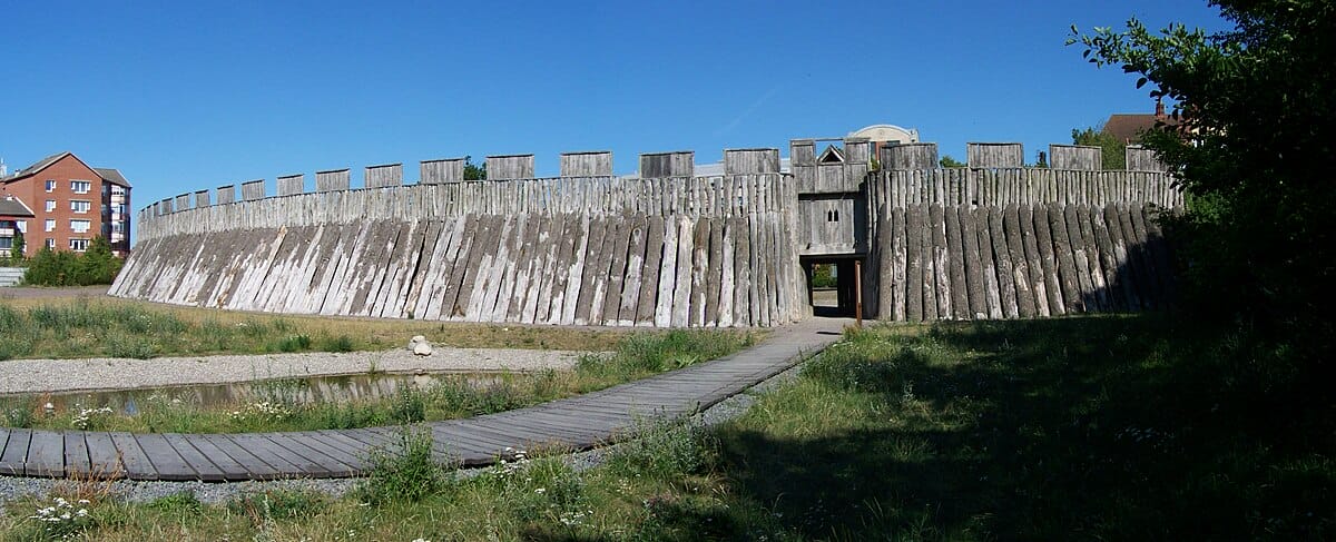 Viking Shield Wall: How It Worked in Battle